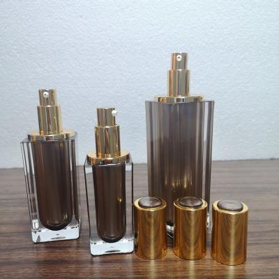 Cina Bottiglie di plastica quadrate della lozione della pompa 15ml della lozione in vendita