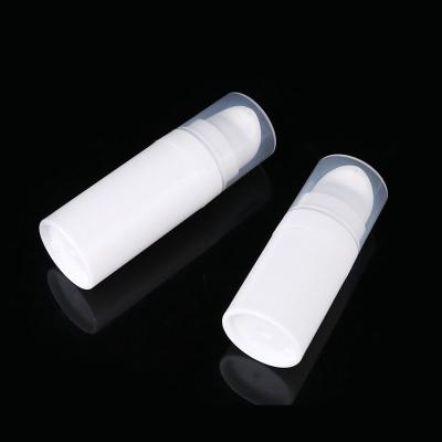 Cina OEM 5ML 10ML 15ML bottiglia di plastica in PP bianca cosmetica rotonda senza aria in vendita