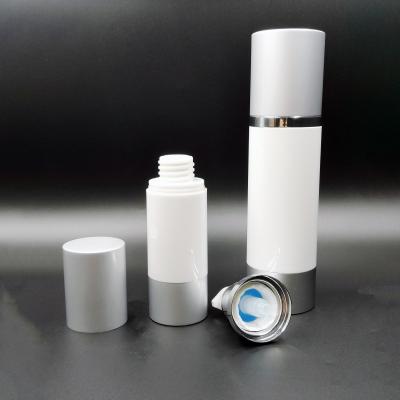 Cina Bottiglia cosmetica dello spruzzo della pompa senz'aria UV di placcatura 100ml pp in vendita