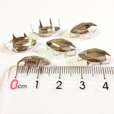 China Faceted Pronged Brass Nailheads for Leather; Pronged Marquise Metal Studs for Clothing for sale