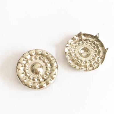 China Nickel Brass Studs with 7 Prongs for Bags; Pronged Metal Studs for Leather Crafts for sale