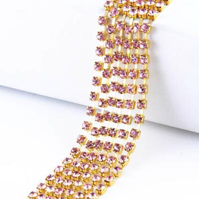China Gold Metal Cup Chains Setting with Crystal Diamond Trims for sale