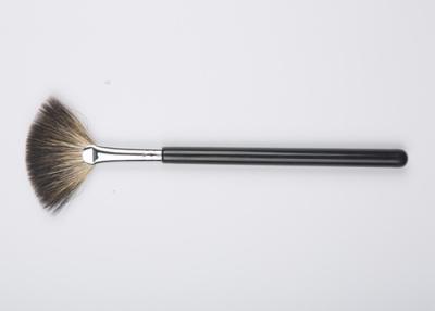 Cina Il piccolo trucco classico di alta qualità del fan spazzola i capelli naturali molli e flessibili del procione in vendita