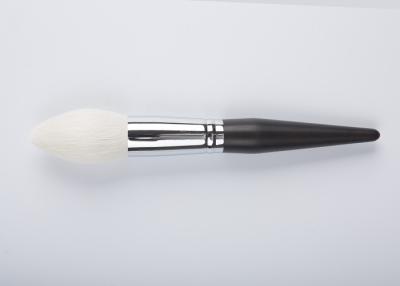 China XGF Goat Hair Powder Professional Face Makeup Brushes With Tapered Tip for sale