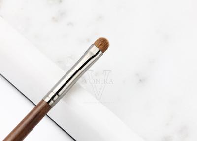 Cina Vonira piccolo Shader spazzola l'etichetta privata della spazzola minuta della macchia di Lashline in vendita