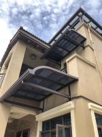 China Custom Outdoor Waterproof Patio Awning Canopy with 98% UV Block and 10-Year Guarantee - Aluminum Frame Polycarbonate Roof for sale