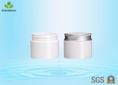 Cina 50ml White Plastic Cream Jars with Aluminum Lids For Cosmetic in vendita