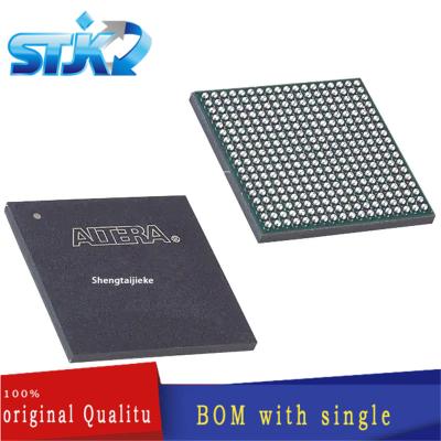 China EP1C4F324I7N que empacota BGA encaixou o original brandnew de FPGA (disposição de porta programável do campo) disponível imediatamente à venda