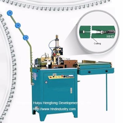 China Auto Nylon Zipper Zig Zag Cutting Machine for sale