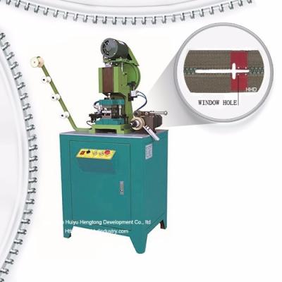 Κίνα 2500 τεμ/60cm/ώρα Αυτόματη Πλαστική Μηχανή Διάτρησης Φερμουάρ προς πώληση