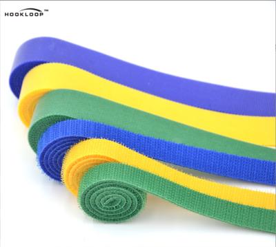 China Dubbelzijdige klittenband met haak en lus van nylon, hoge sterkte en herbruikbaar Te koop