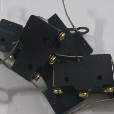 Cina Microinterruttore S11-4 per macchina da cucire cerniere in nylon ad alta velocità in vendita