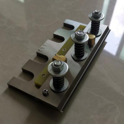 China Hook Cutting Blade 140/135mm 175/170mm For High Speed Slitting Machine for sale