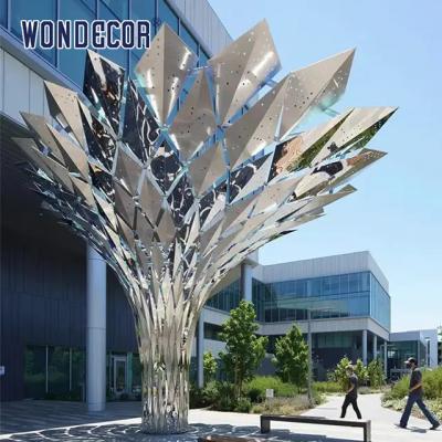 Cina Acciaio inossidabile all'aperto dello specchio del metallo delle statue geometriche del giardino in vendita
