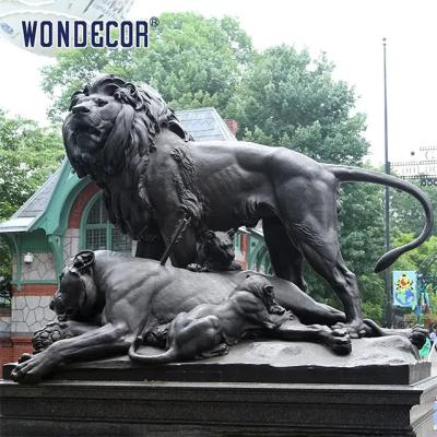 China Animal Art Large Bronze Lion Statue Life Size Metal Casting And Polishing for sale