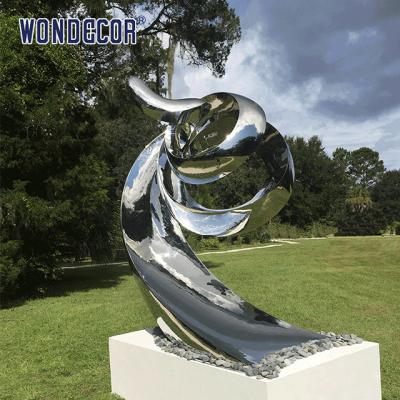 Cina Customizable Spatial Forged Metal Sculpture Abstract Spiral Twisted Geometric in vendita