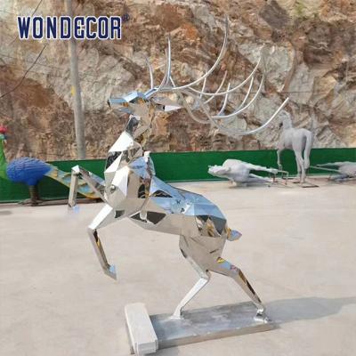 中国 Forge Art Abstract Animal Stainless Sculpture Geometry Deer 販売のため