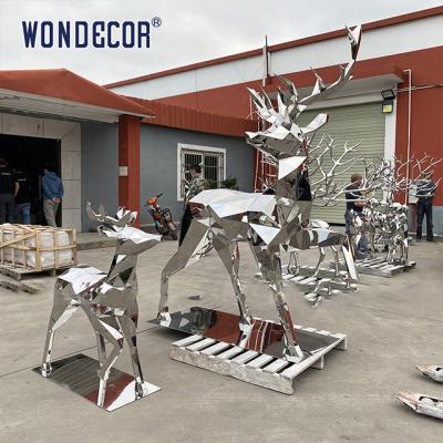 Cina Forge Art Abstract Animal Stainless Sculpture Geometry Deer in vendita