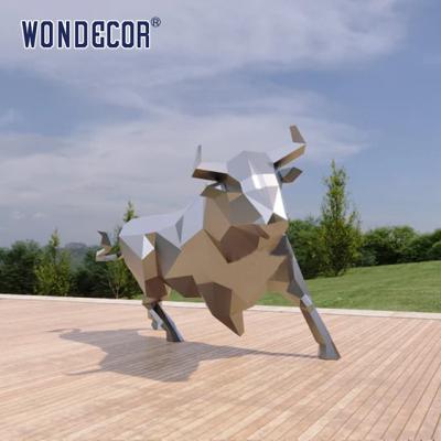 China Outdoor Large Mirror Stainless Steel Sculpture Geometric Animal Art Cow Te koop