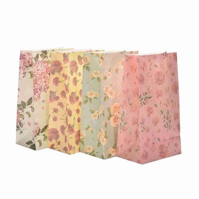 China Soem 3 lbs-Blumen-Druckgeschenk-süße Papierbrot-Taschen für Partei-Bevorzugungs-Hochzeit zu verkaufen