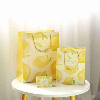 Cina Il regalo personale della carta 8x4x10 insacca l'acquisto d'imballaggio per la festa di compleanno dei bambini dei bambini in vendita