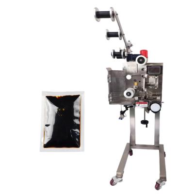 China Single Phase 50HZ 60HZ Desiccant Inserter Machine 220 Bags/Min 200-220V for sale