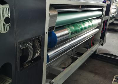 Cina Stampatore variopinto Slotter Die Cutter di Flexo che rimpicciolisce i contenitori di cartone in vendita