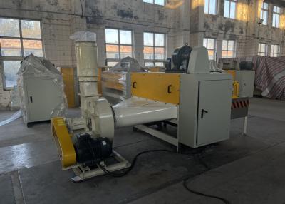 Cina 1000 kg/ora Produttività Trinciatrici per cartoni ondulati e tubi per la lavorazione Distanza 90-250 mm in vendita
