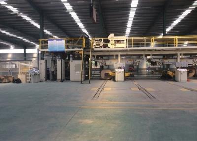 China Automatische Golfkartonproductielijn Golfdoos die Machine maken Te koop