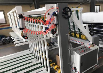 Cina Piccola macchina automatica d'impilamento di ondulazione per la raccolta della scatola ondulata in vendita