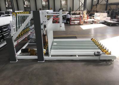 Cina Piccola macchina automatica d'impilamento di ondulazione per la raccolta della scatola ondulata in vendita