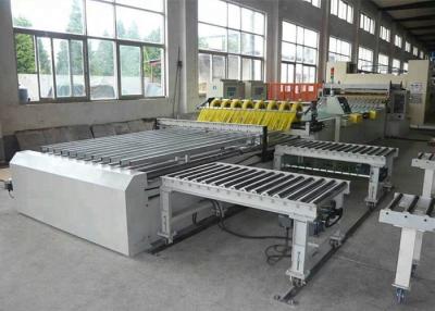 Cina Trasportando ed impilando canestro giù 200pcs/Min Paperboard Machine in vendita