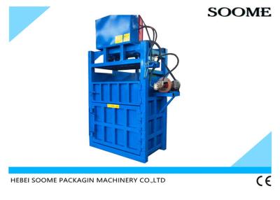 Cina il verticale idraulico della macchina della pressa per balle 420V erba il cartone di plastica della ferraglia 40 tonnellate in vendita