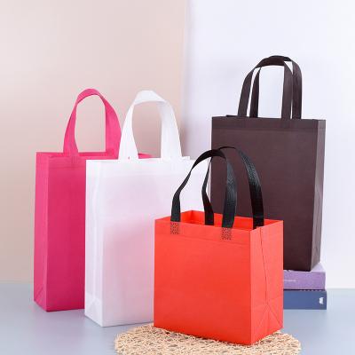 Cina Borsa di lusso non tessuta riciclabile organica riutilizzabile con logo per stampa a caldo XYDAN 3D personalizzata in vendita