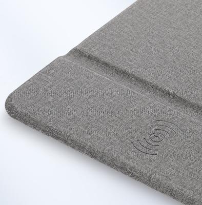 China 220x300x6.5mm PU leeroplader muisblok met draadloos QI snel opladen 15W Te koop