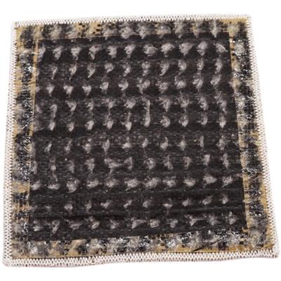 China HDPE GCL Bentonite Geosynthetic Clay Liner waterproof blanket With HDPE Geomembrane for sale