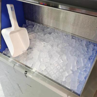 China Push Button Control Panel Ice Blocks Making Machine 80kg Countertop Ice Maker Machine for Commercial Purposes for sale