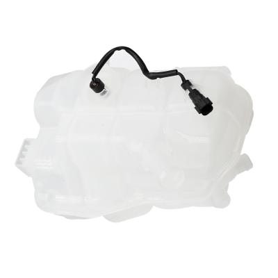 Китай Танк расширения хэтчбека 31338764 автозапчастей V40 for продается