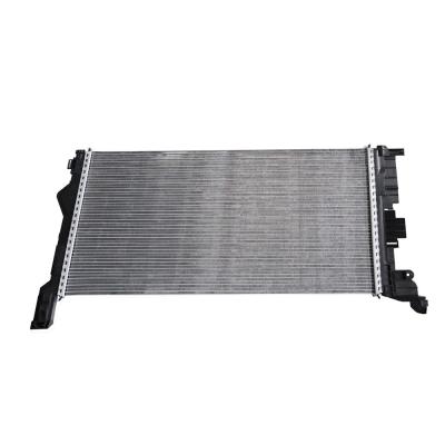 China XC90 Car Parts Engine Cooling Radiator OE Number 32224828 for sale