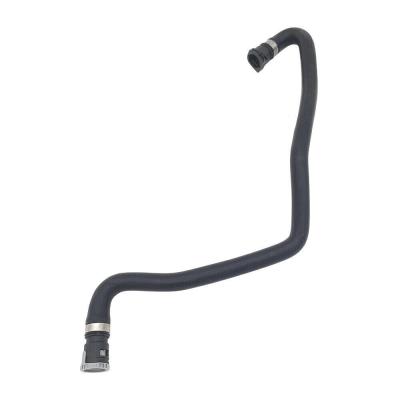 Cina OE 31338757 Tubo di raffreddamento del radiatore Parti auto 2016-2018 V40 in vendita