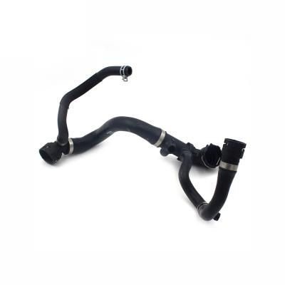 Cina 32224820 Ricambi auto per tubi di raffreddamento del radiatore V60 in vendita