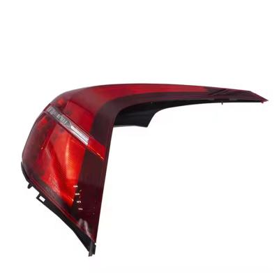 China Womala Auto Lighting Systems 31689689 Rear Right Red LED Left Hand Side Tail Lamp For Volvo XC60 for sale