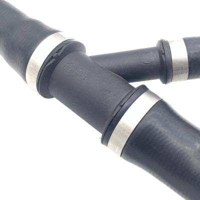 Cina Tubo di raffreddamento del radiatore inferiore 31368189 Per S60 S80 V60 V70 XC60 in vendita