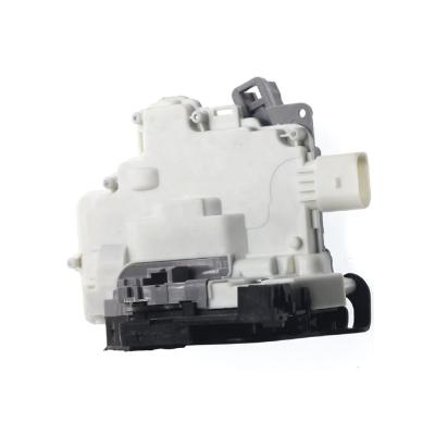 Cina Attuatore di serratura della porta dell'auto 8K0839016 per Audi Q3 Q5 Q7 A4 A5 B6 B7 in vendita