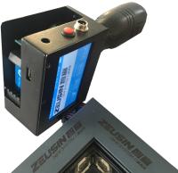 China Mobile Hand Held Label Printer Ink Jet Barcode Printing Machine for sale