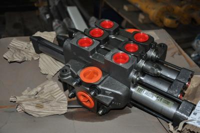 중국 12C0385 밸브 포크 장치 제어 CLG835 CLG835II 휠 로더 판매용