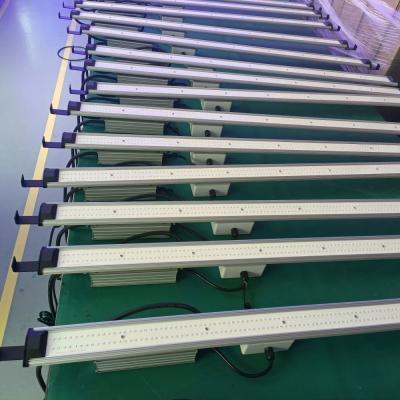 Cina 1.1M Under Canopy UV 395nm IR 730nm LED Grow Light 50W 100W Supplementare LED Grow Light in vendita