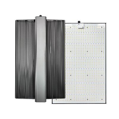 Cina 300 Watt Quantico Grow Board Full Spectrum LED Panel Grow Light in vendita