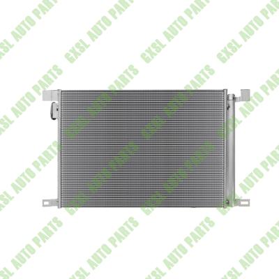 Cina Per Bentley Bentayga Auto Motor Parts Condensatore OEM 4M0816421C in vendita