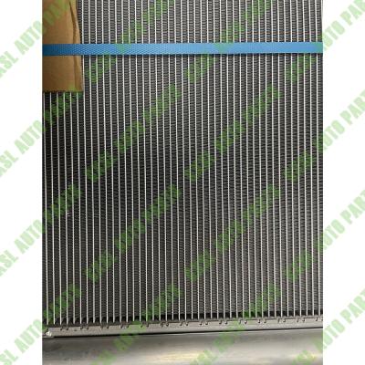 Cina Per Bentley Bentayga Auto Motor Parts Condensatore OEM 4M0816421C in vendita